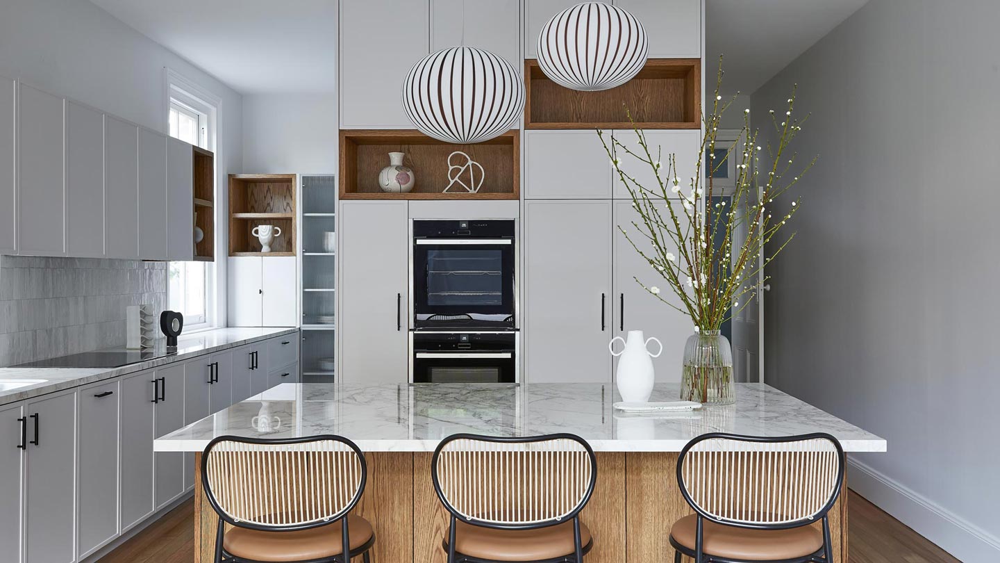 Modern Bespoke Kitchen in Mosman